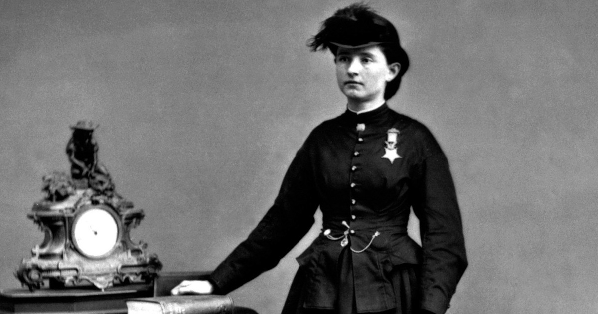 Dr. Mary Edwards Walker: A Trailblazer in Medicine and Women's Rights